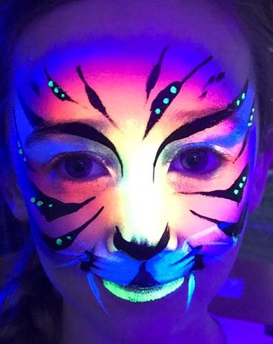 UV Glow Disco Party at Leegomery Centre (AGE 5+) - Bouncy Castle Hire ...