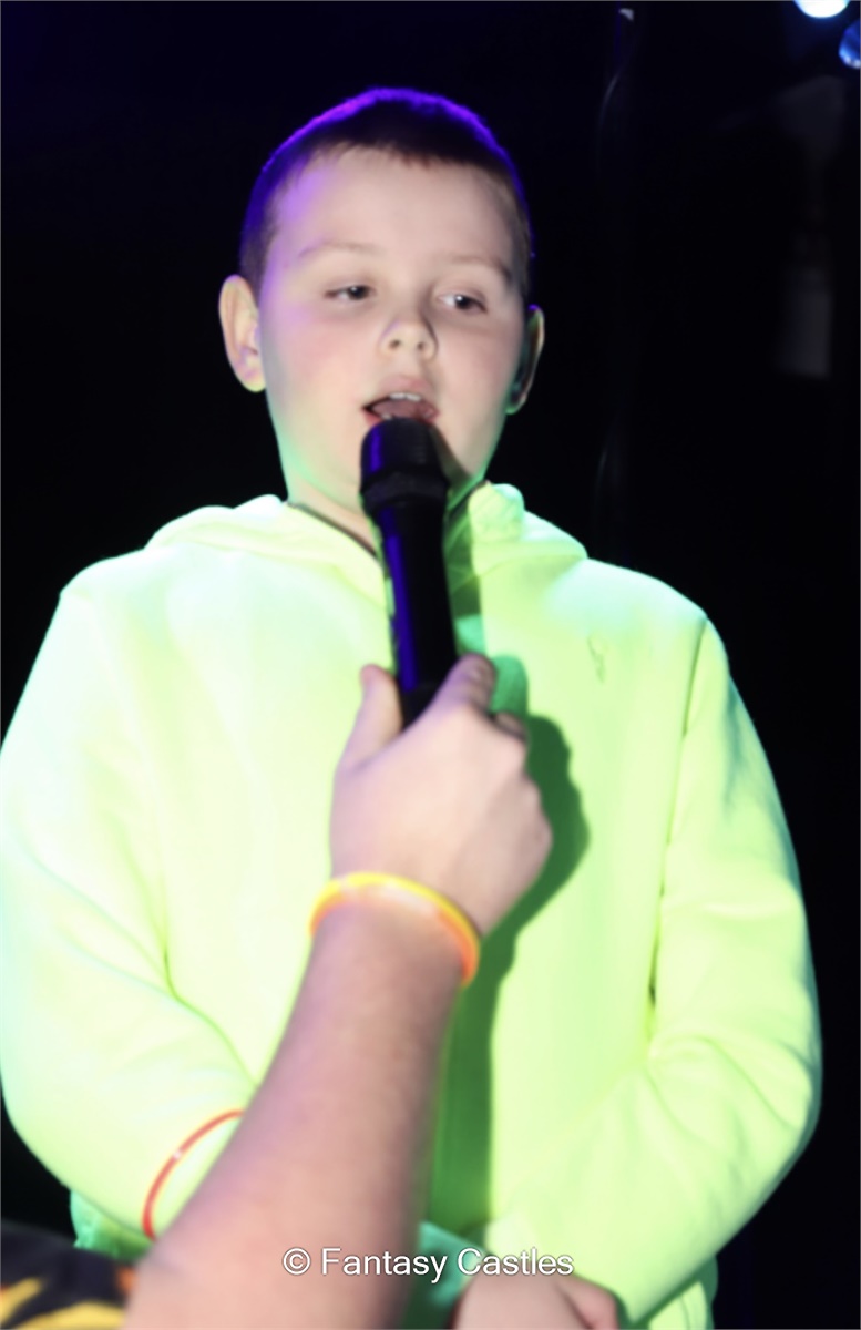 UV Glow Disco Party at Leegomery Centre (AGE 5+) - Bouncy Castle Hire ...